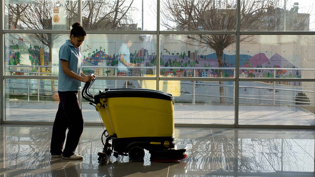 15 Simple and Effective Commercial Cleaning Tips